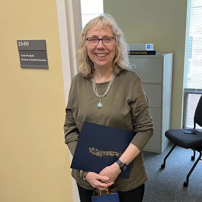 Staff Stars - UNCG Staff Senate